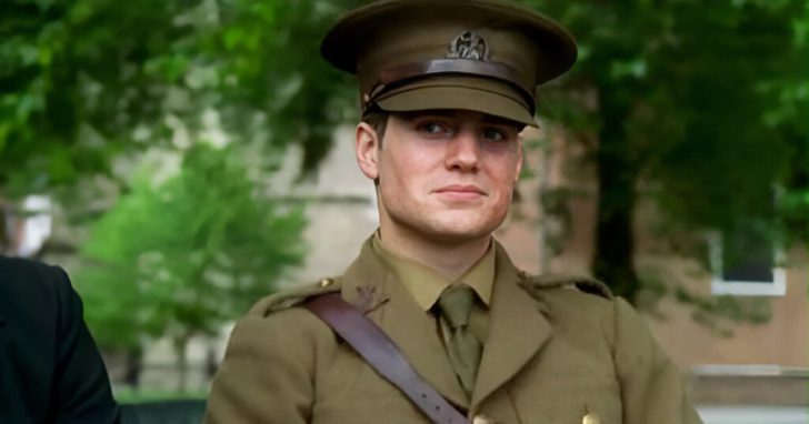 DC Fans' Bizarre Obsession With Henry Cavill's Chest Hair: 'Only hairy ...