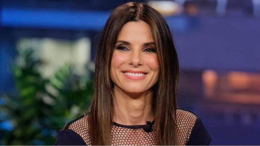 "He's banging on the doors": Sandra Bullock Frantically Called 911 When ...