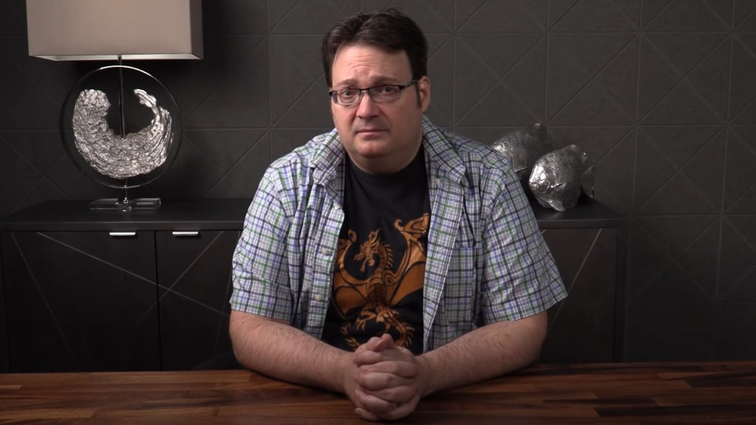 Legendary Mistborn Author Brandon Sanderson Calls Amazon's Super ...