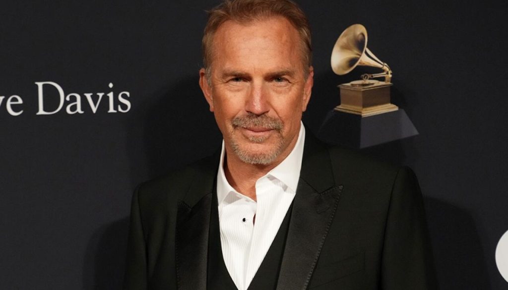 Kevin Costner, Who Played Henry Cavill’s On-Screen Dad in Man of Steel ...