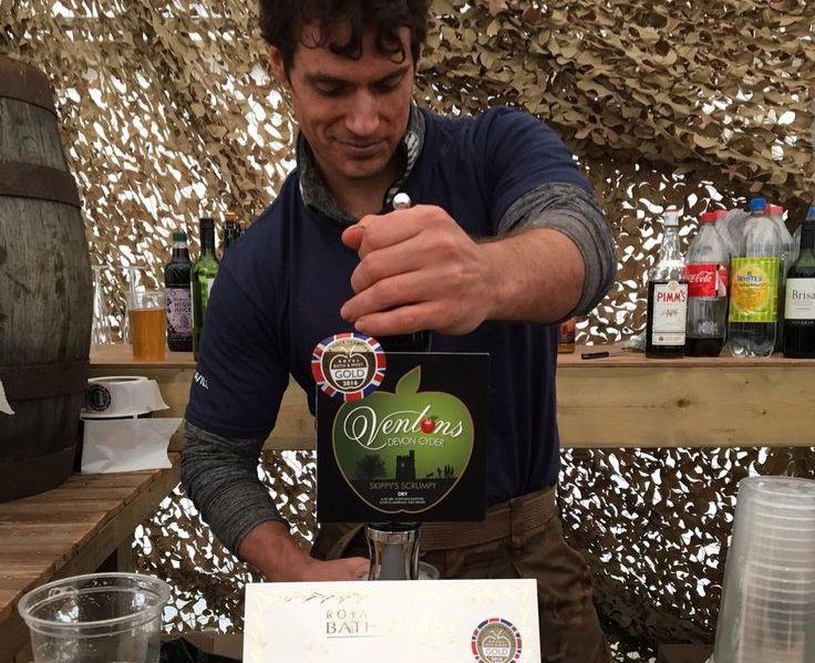 "I was awful": Henry Cavill's Insane Odd Jobs Before Hollywood Success ...