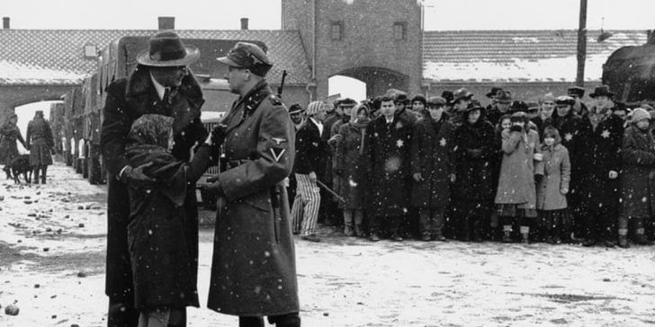 "He'd never say goodbye": Robin Williams Kept Steven Spielberg Alive ...