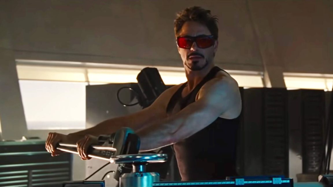 "That's RDJ? Since, ah, WHEN?!?!": Both Chris Evans, Chris Hemsworth ...