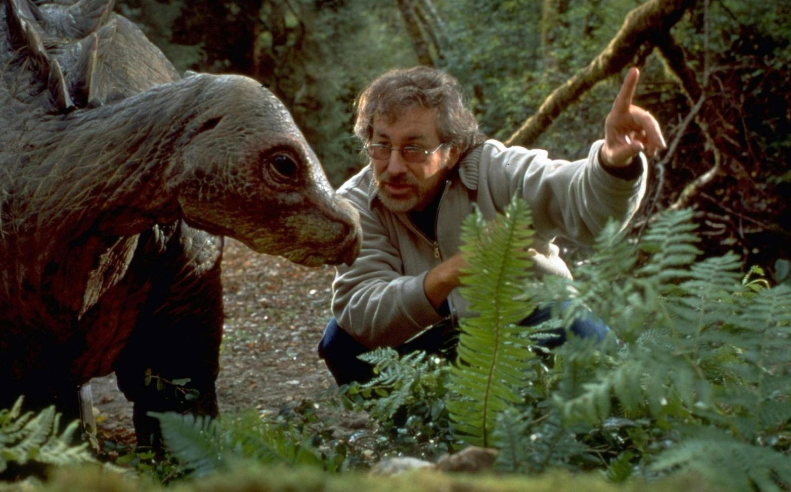 "It's an actor's nightmare": Sam Neill Blames Steven Spielberg for Fans ...