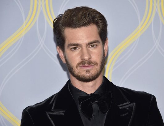 Andrew Garfield Felt Very Insecure After He Put on the Spider-Man ...