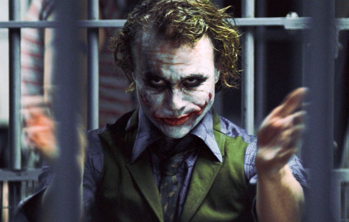 The Dark Knight's Most Spine-chilling Joker Scene Debunked: Heath ...