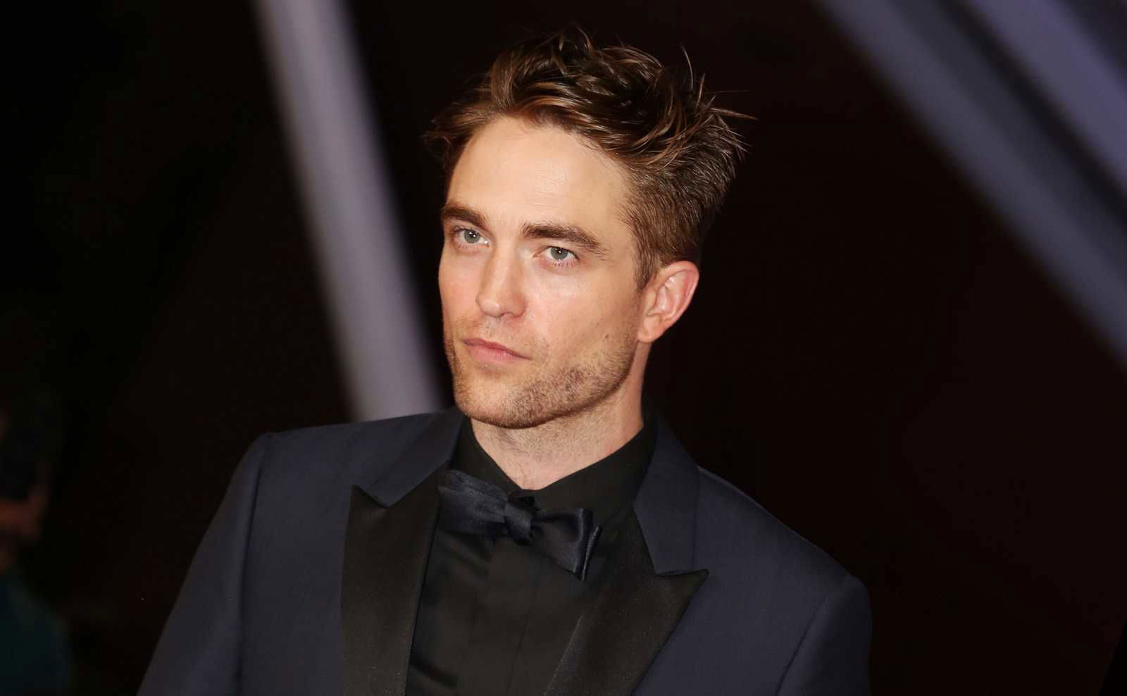 “I’m over fish now! It’s too late”: Robert Pattinson Made His Agents ...