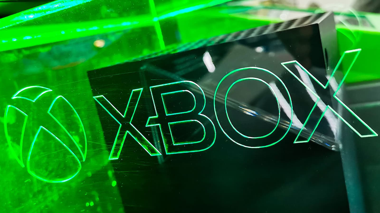 Xbox Has Come Under Fire After Posting AI-Generated Art to Promote ...
