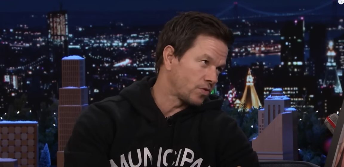 Mark Wahlberg, 52, Uses 1 Life Hack to Stay Shredded - But Can it Stop ...