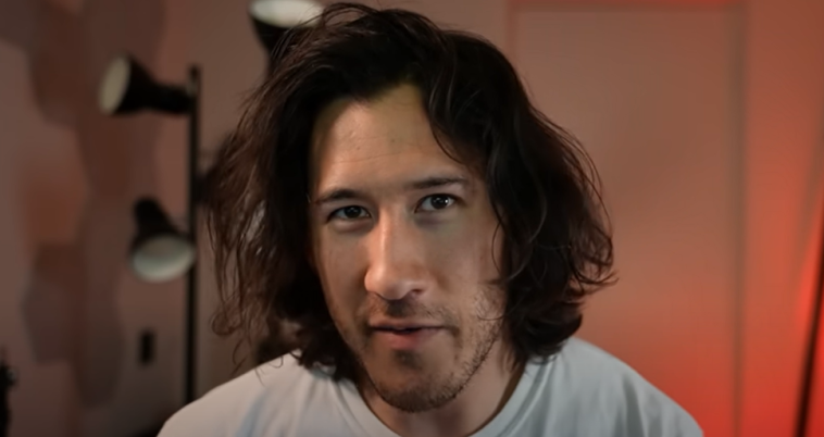 “Don’t do that, don’t say that”: Fans Pointing Out Unwelcoming Pattern ...