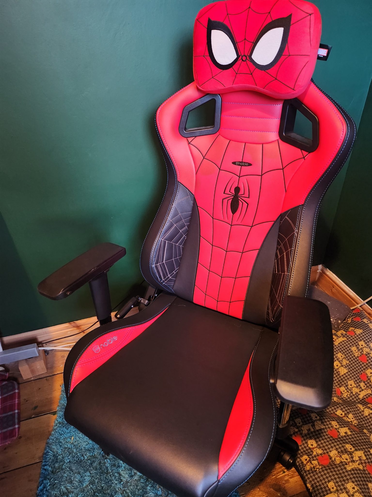 Noblechairs EPIC Spider-Man Edition Gaming Chair Review