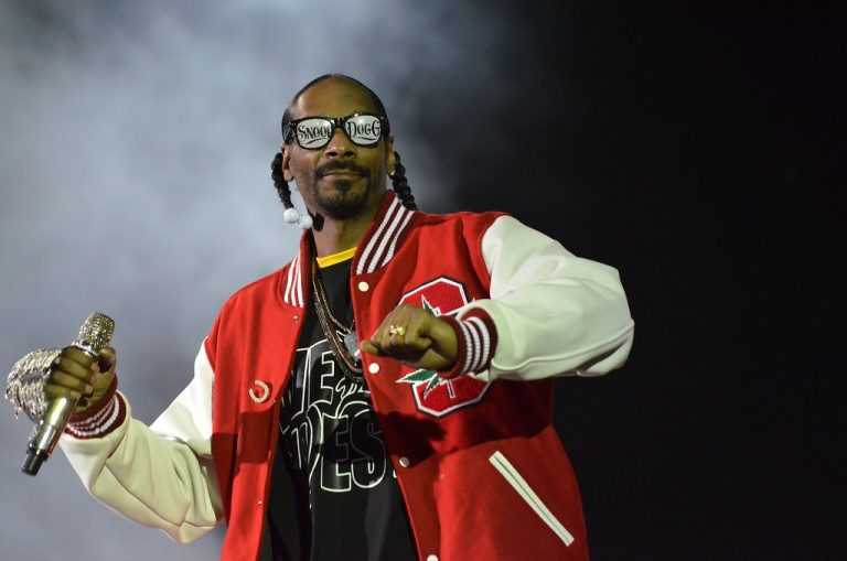 “Maybe TRUMP is the answer”: After Snoop Dogg, Another Legendary Rapper ...