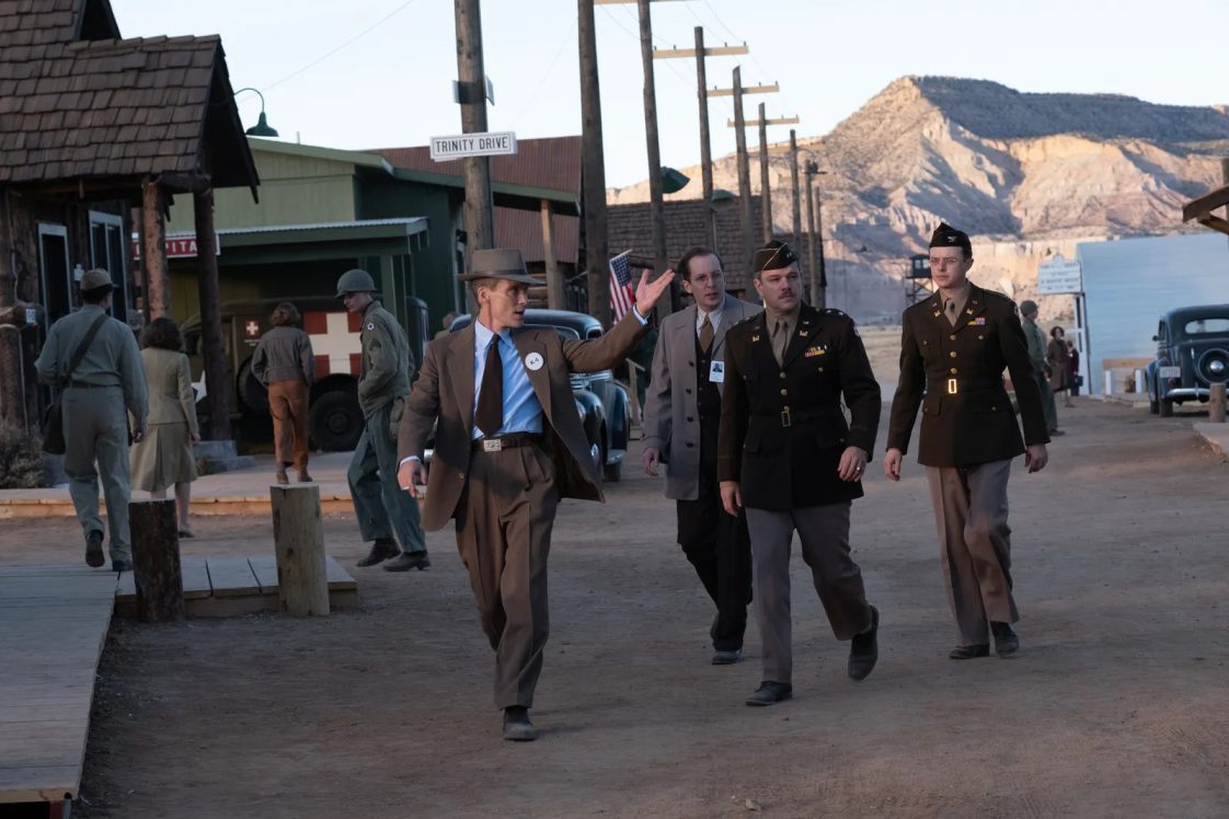 Christopher Nolan’s Oppenheimer Deserves an Oscar Just for 1 Scene ...