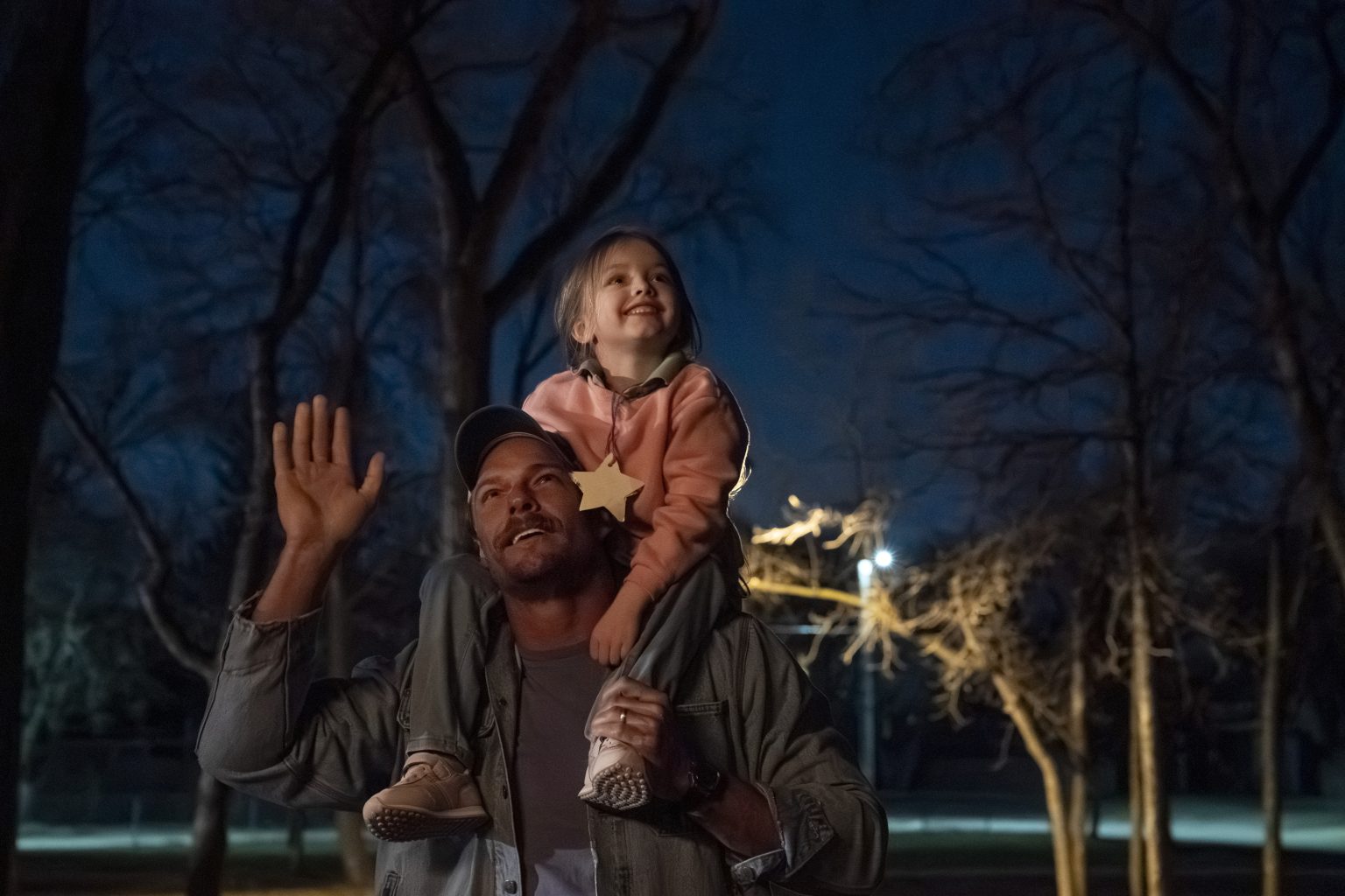 Ordinary Angels Review - An Optimistic True Story About Altruism