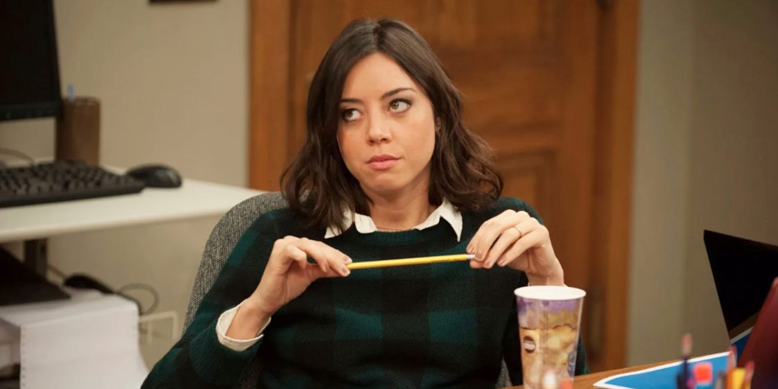 “I was just trying not to laugh”: Aubrey Plaza’s Secret to Keeping a ...