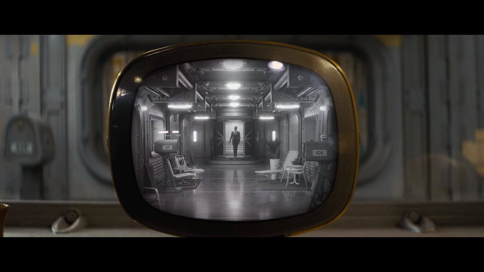 "People had approached us over a ten year period to adapt Fallout": Jonathan Nolan Wasn't the ...