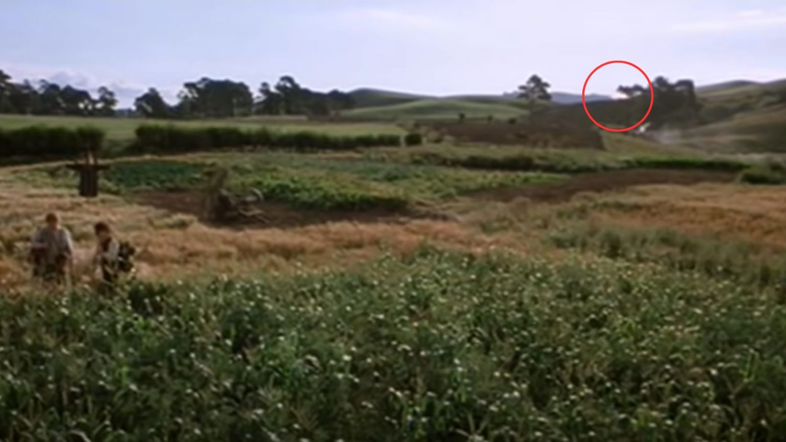 Fans Spot a Car in The Lord of the Rings Movies But This Mistake is Not ...