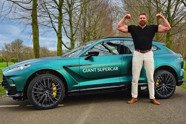 7'2" Tall The Dutch Giant Olivier Richters' Freakish Built Will Even ...