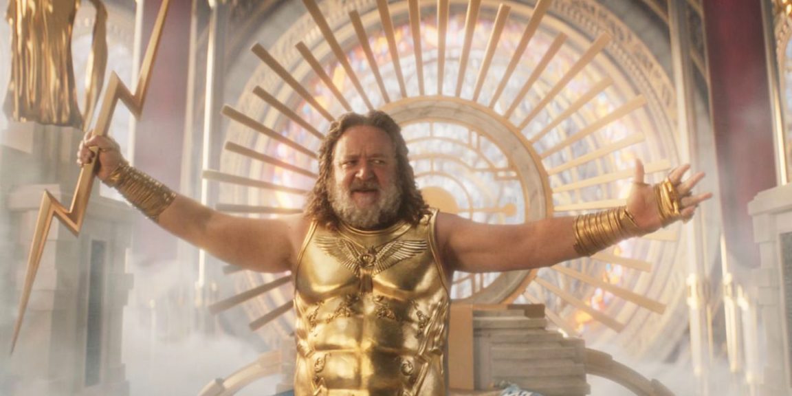 “But it’s Taika Waititi’s world”: Russell Crowe Loved ‘Being Silly’ in ...