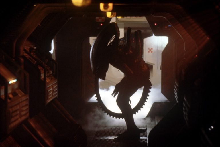 Instead of CGI, Alien: Romulus Used a 7 ft 7 inch Human Giant Named ...