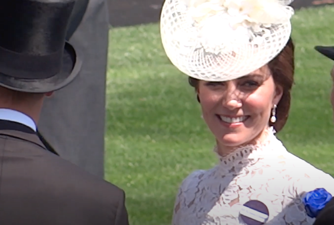 "Kate is a Twilight girlie confirmed": Only Kate Middleton Can Calm the ...