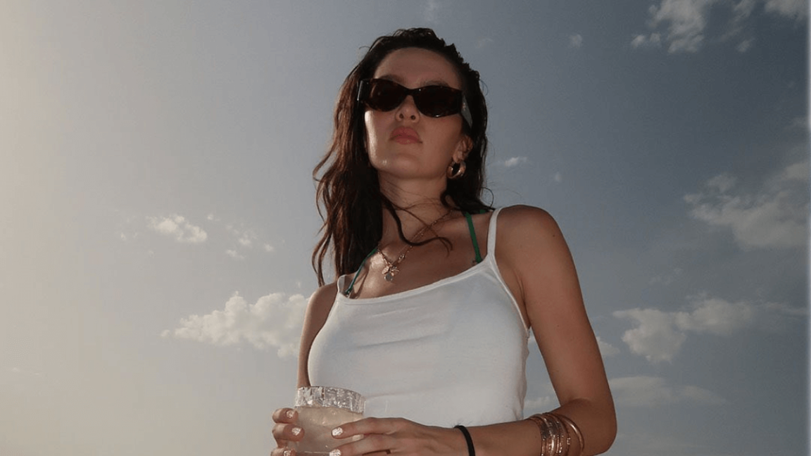 "Talking sh*t about your bandmates..": Maya Henry Had a Sad Comment on ...