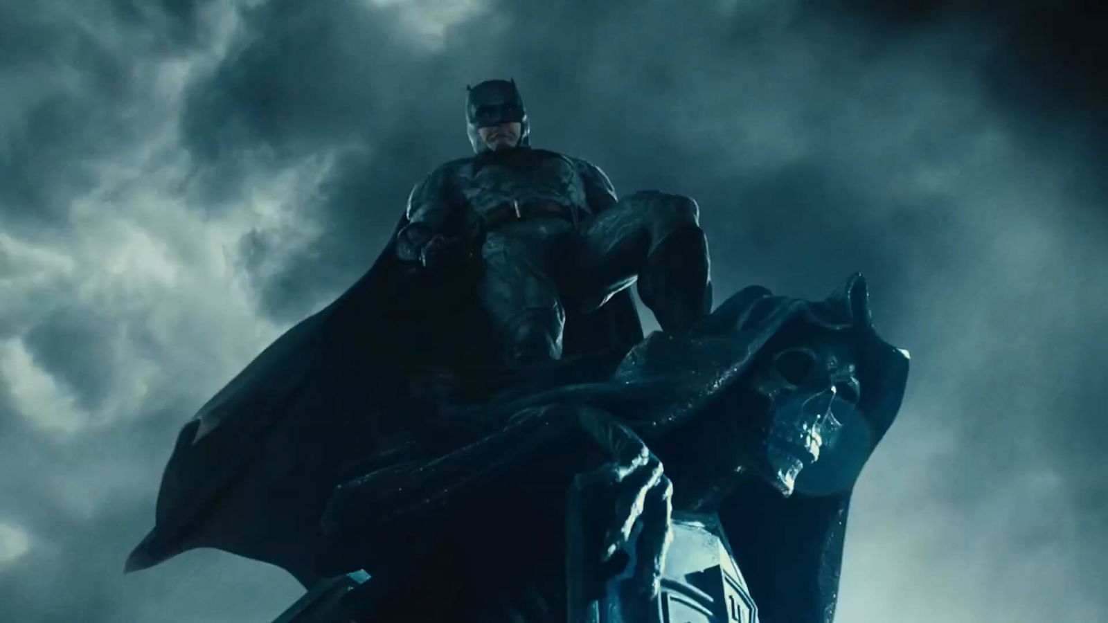 Ben Affleck’s Batman Training Henry Cavill’s Superman to Fight Darkseid ...