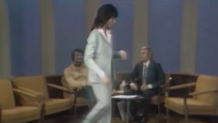 It Reminds Fans of Lily Tomlin Leaving Interview After Chad Everett ...