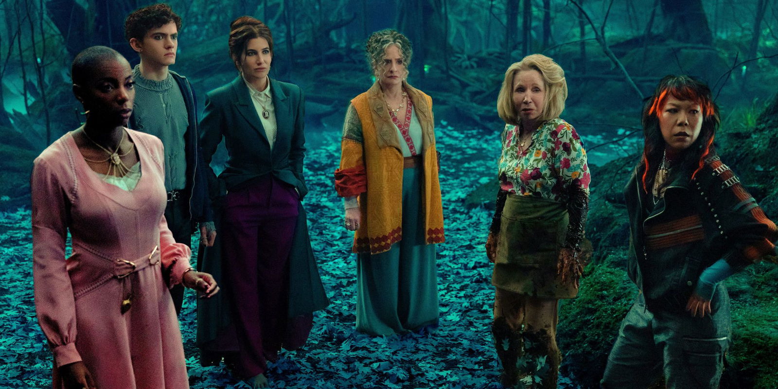 4 Things You Should Know About Agatha All Along Finale: Did It Beat Tom ...