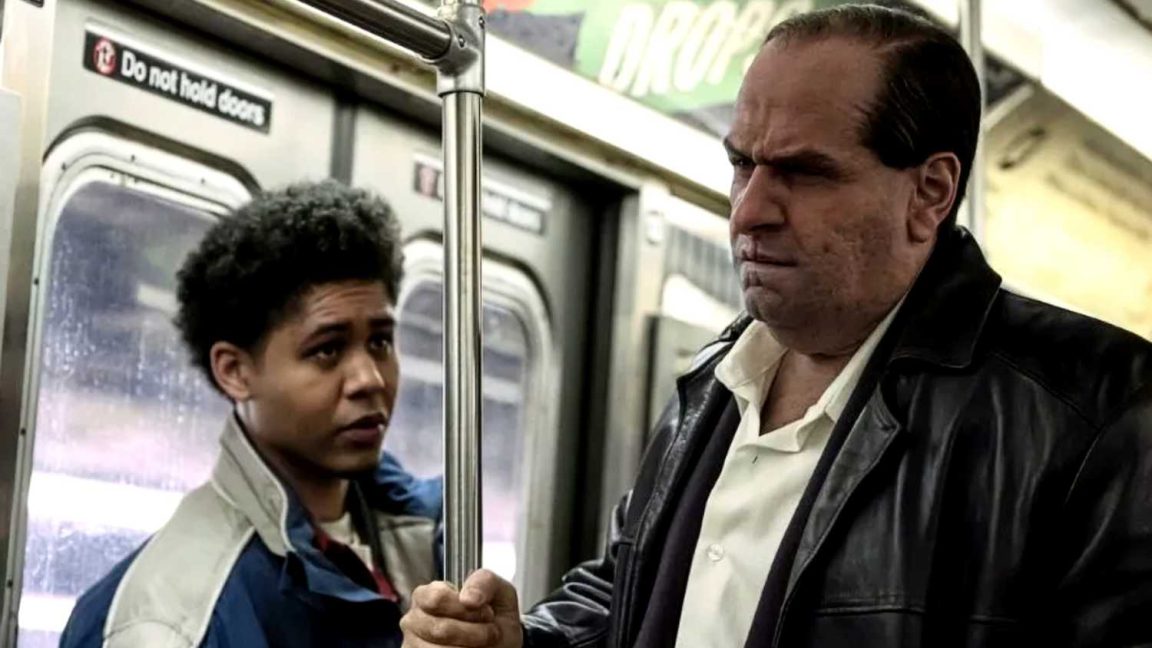 Danny DeVito vs Colin Farrell: Who Is the Better Penguin?