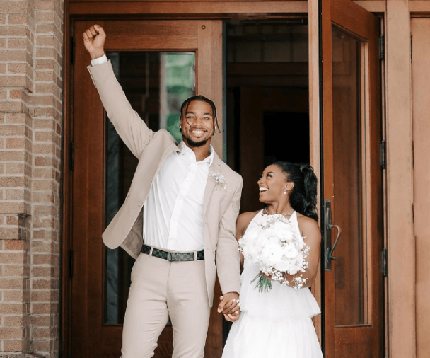 What We Learned About Simone Biles and Her Husband Jonathan Owens After ...