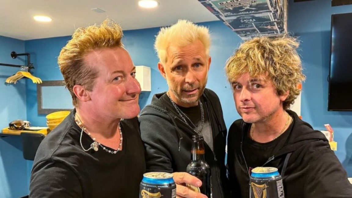 Green Day Members Ranked According to Their Net Worth