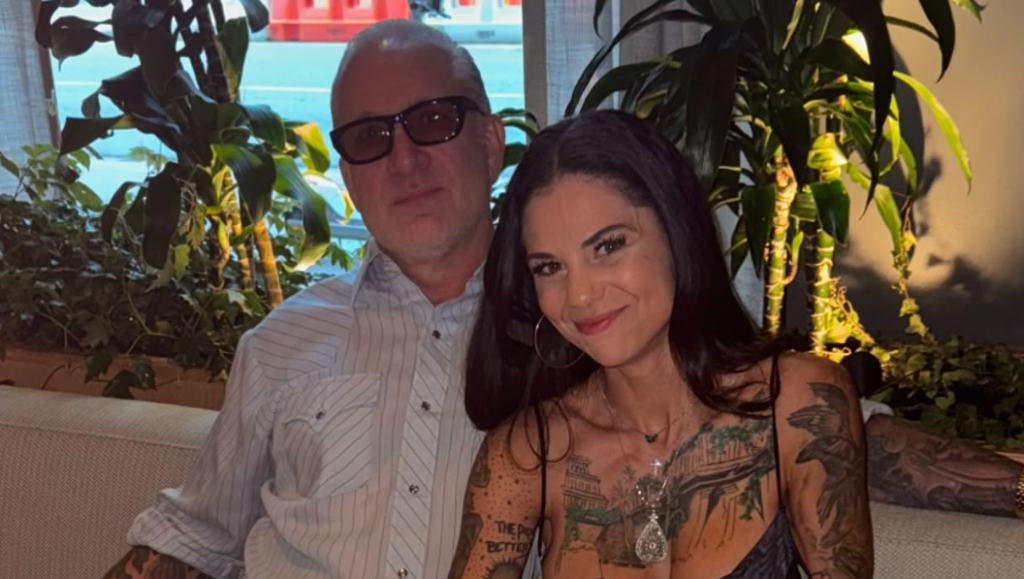 Sandra Bullock Has the Last Laugh as Adult Star Files for Divorce from ...