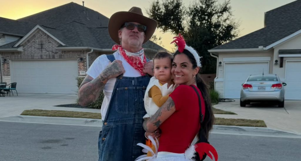 Sandra Bullock Has the Last Laugh as Adult Star Files for Divorce from ...