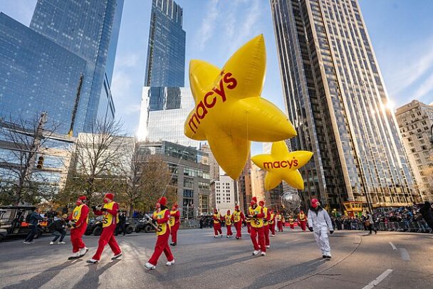 Macy's Thanksgiving Day Parade Almost Crashed a Plane, Sent a Lady to ...