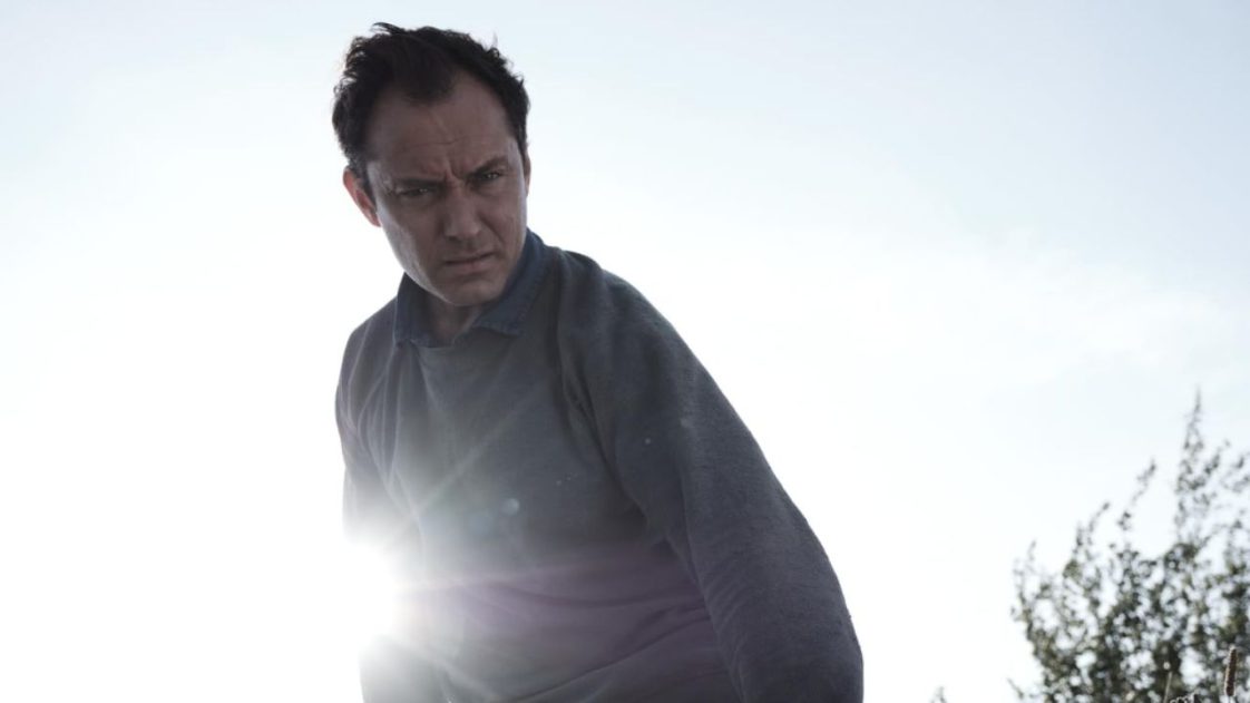 Jude Law's Net Worth in 2024: How Rich Is "The Holiday" Actor