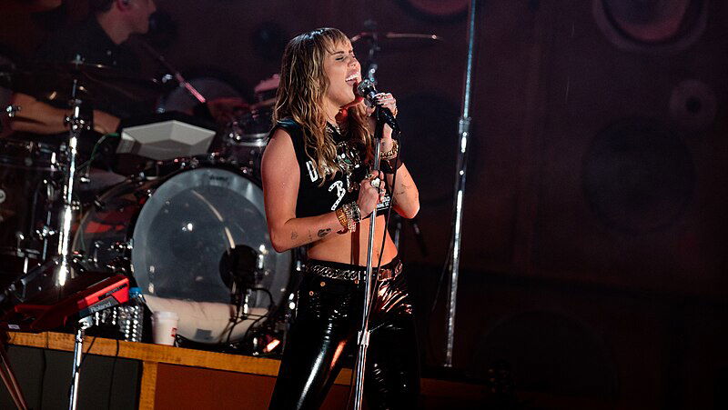 "Someday today's kids will be running for President": $160M Rich Miley ...