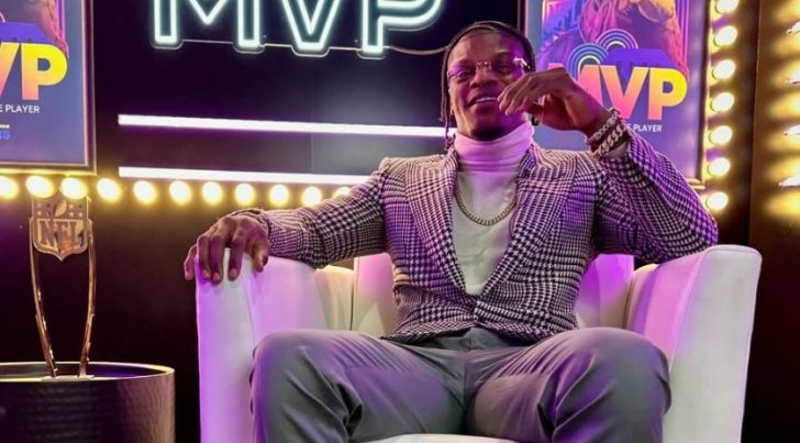 Are Samuel L. Jackson and NFL Player Lamar Jackson Related?