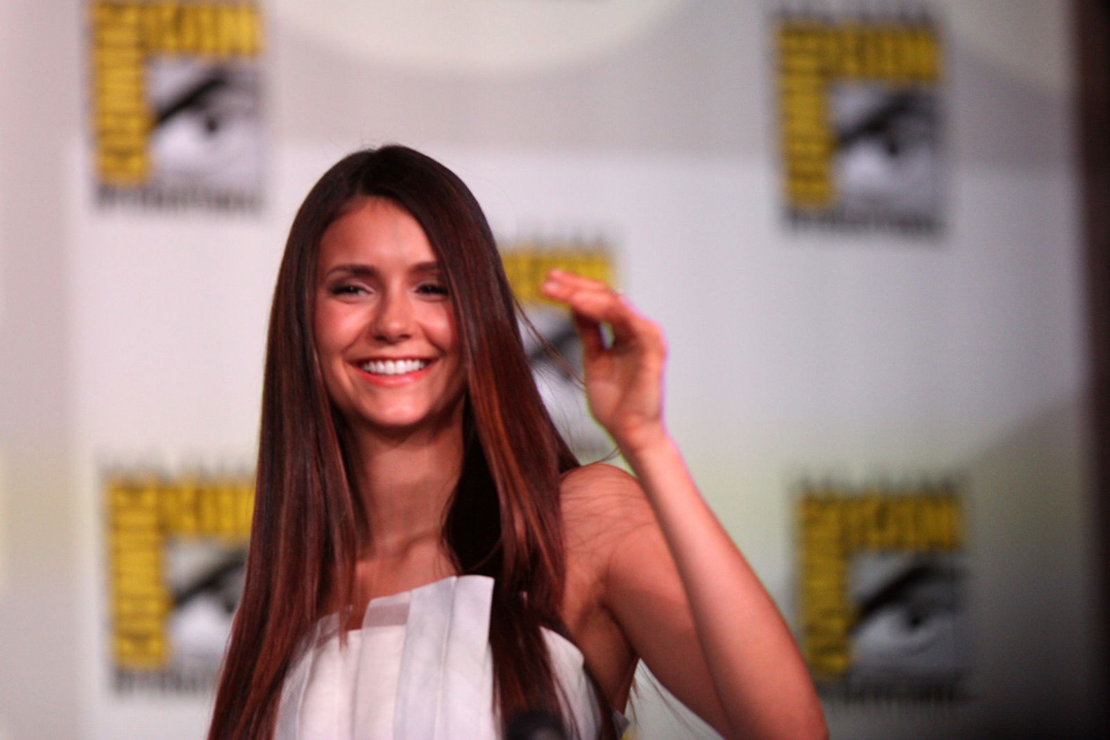 10 Most Iconic Nina Dobrev Scenes from The Vampire Diaries, Ranked