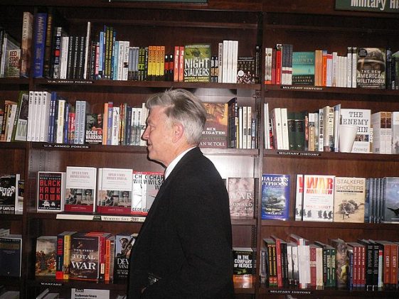 A Legend Among Men: David Lynch, The Genius Behind ‘Mulholland Drive ...