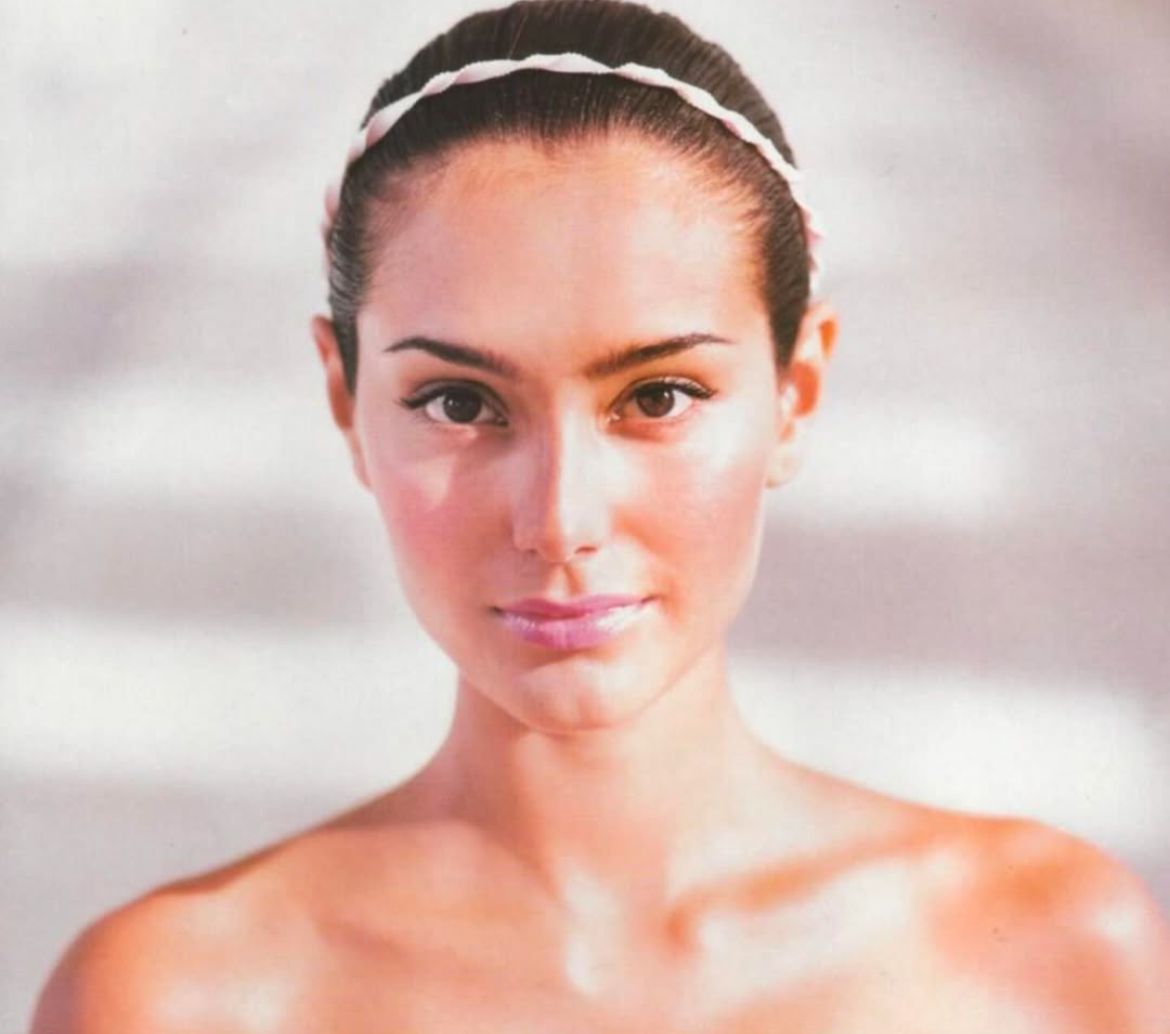 10 Little Known Facts About Bruce Willis' Wife Emma Heming Willis