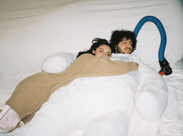 “I want to be inside of her whole body”: Benny Blanco Is Very Much ...
