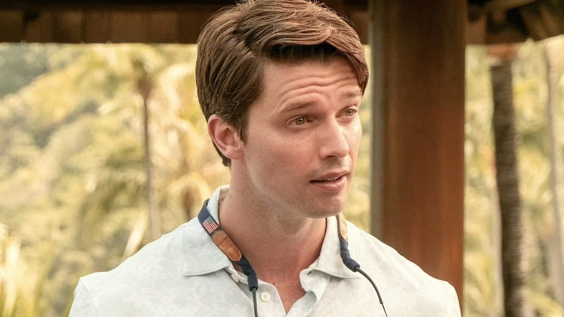 "Adds a nice depth to the doucheness": Mike White Casting Patrick ...