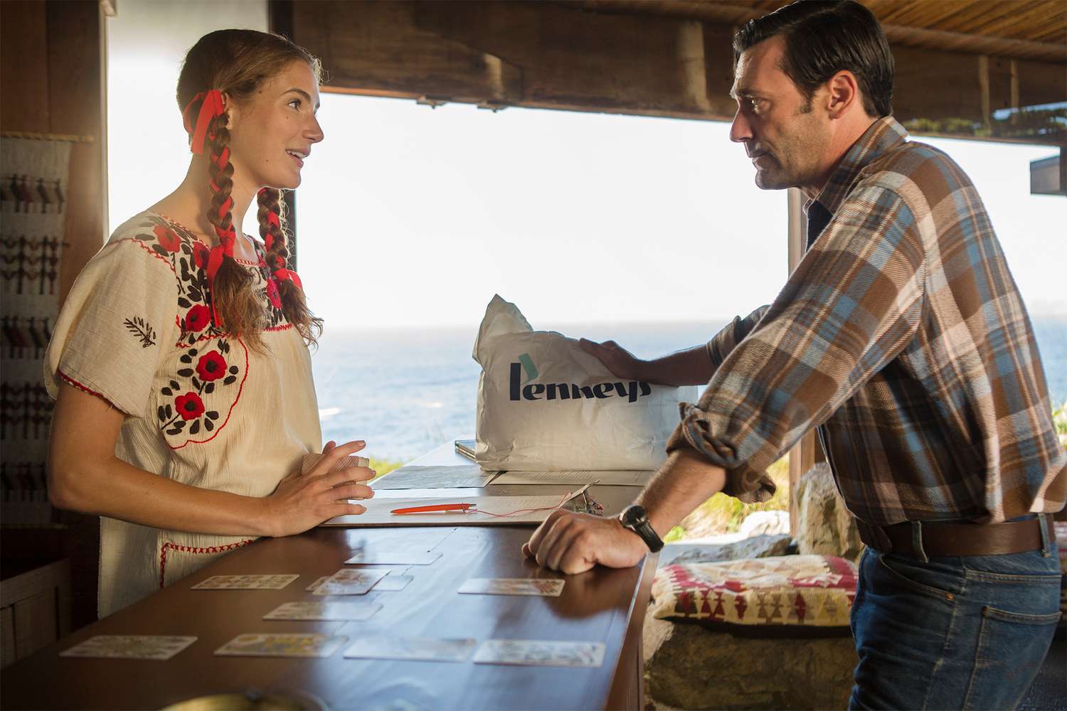 Did Jon Hamm Meet His Wife Anna Osceola on the 'Mad Men' Set? Here's ...