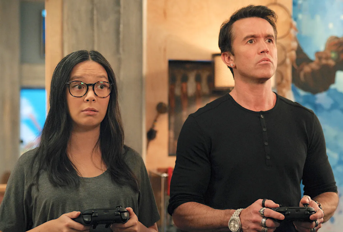 Rob McElhenney Was Young, Poor and Didn't Know Anyone in Hollywood, But ...