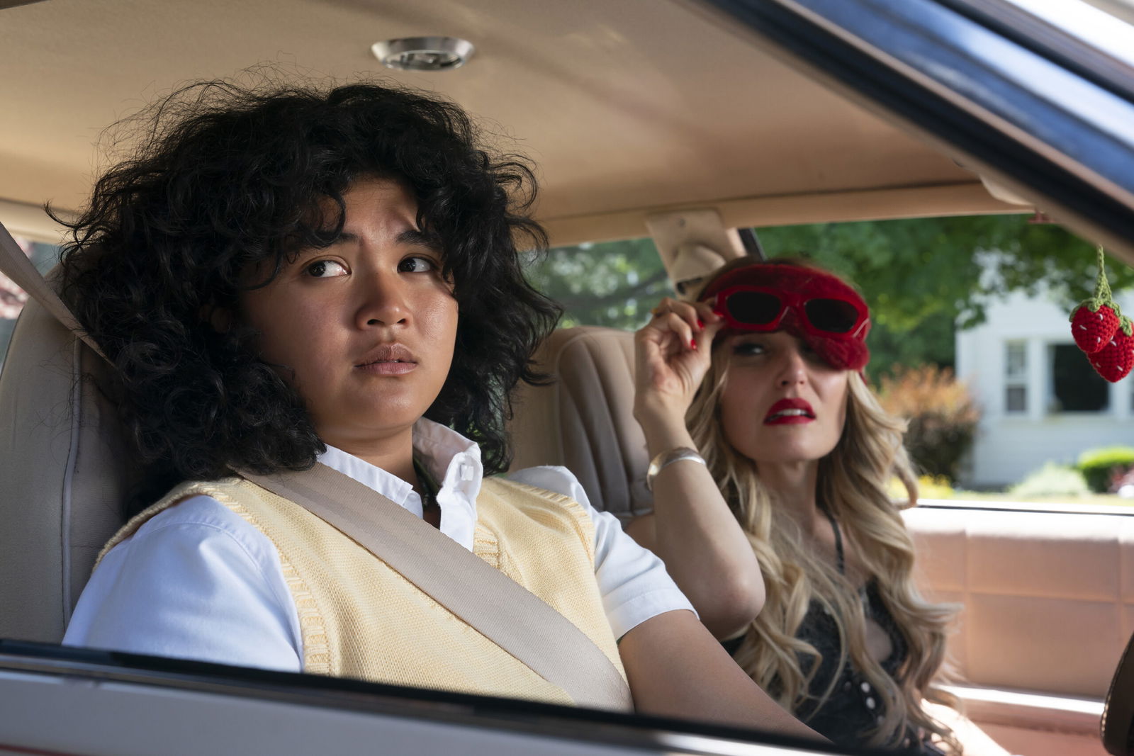 Summer of 69 Review — Jillian Bell's Comedy Drama is Surprisingly Heartfelt