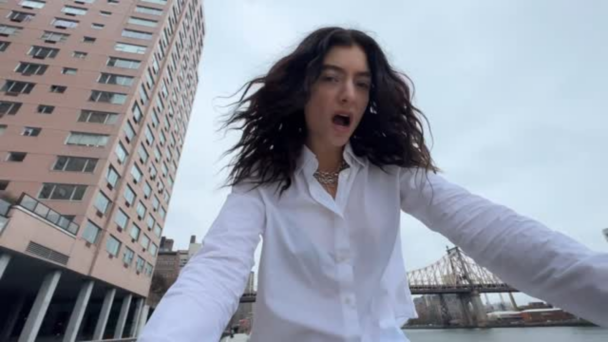 Lorde on Her Gender Identity: "There's a part of me that is really ...