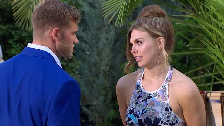 The Bachelorette’s Hannah Brown Says Her Iconic Bun Haunts Her More ...