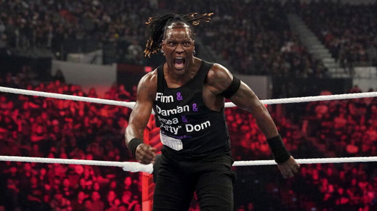 Naomi and Jade Cargill Fight Over R-Truth’s WWE Release, Publicly ...