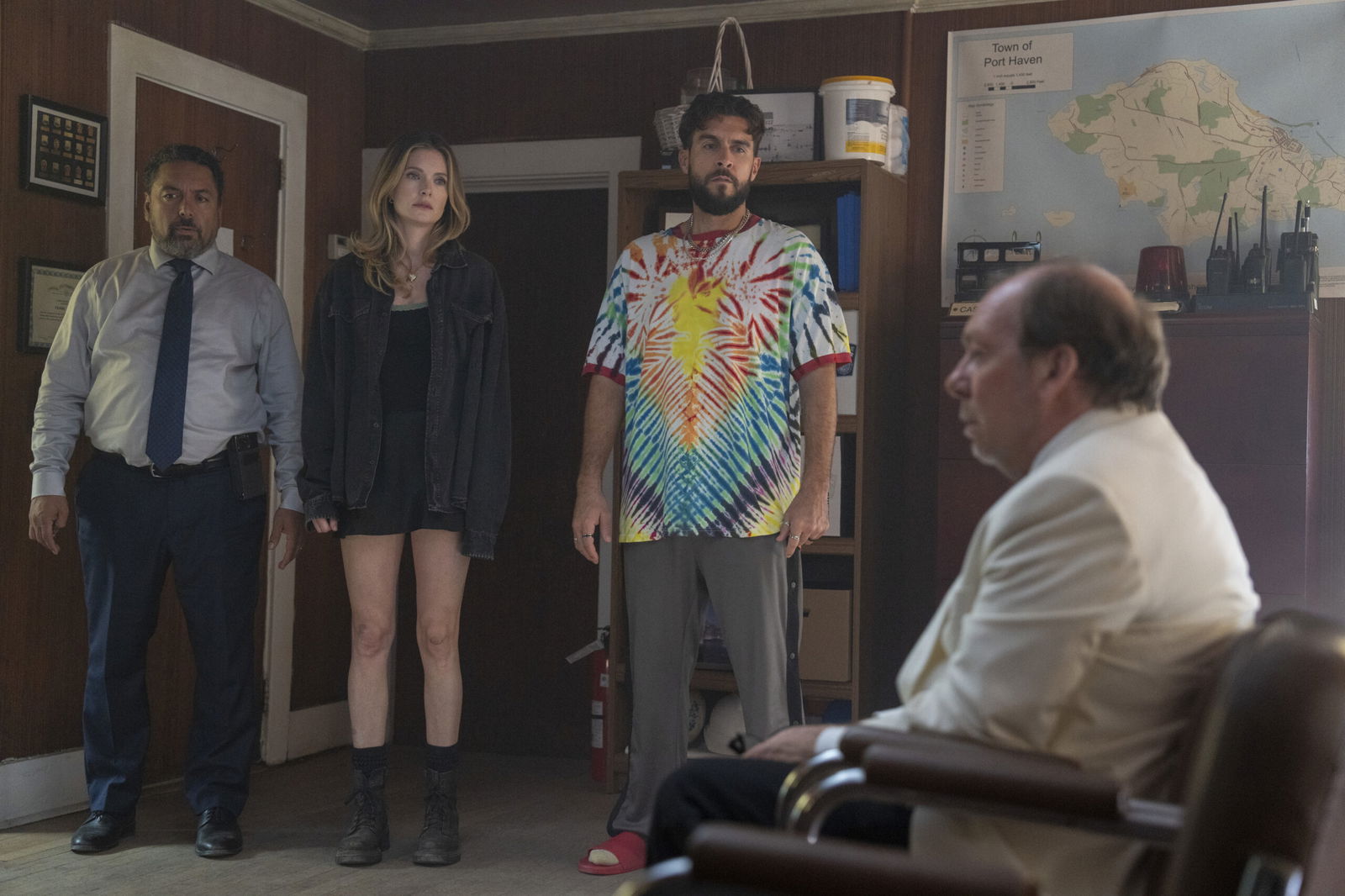 Sirens Review - A Guilty Pleasure of Soapy Shenanigans